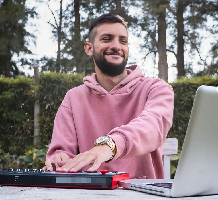 Big One tiene 30 años y es quien está detrás de varios hits del trap ...